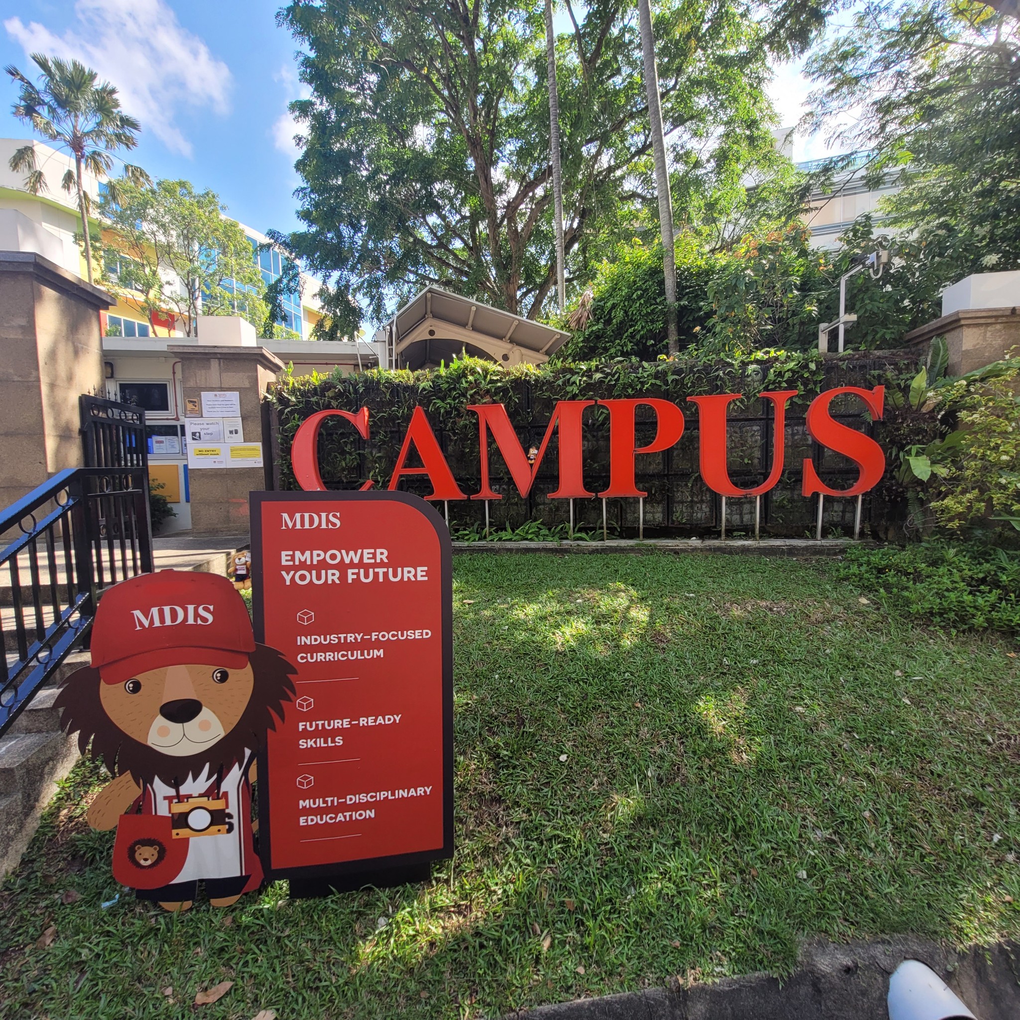 Management Development Institute of Singapore (MDIS)